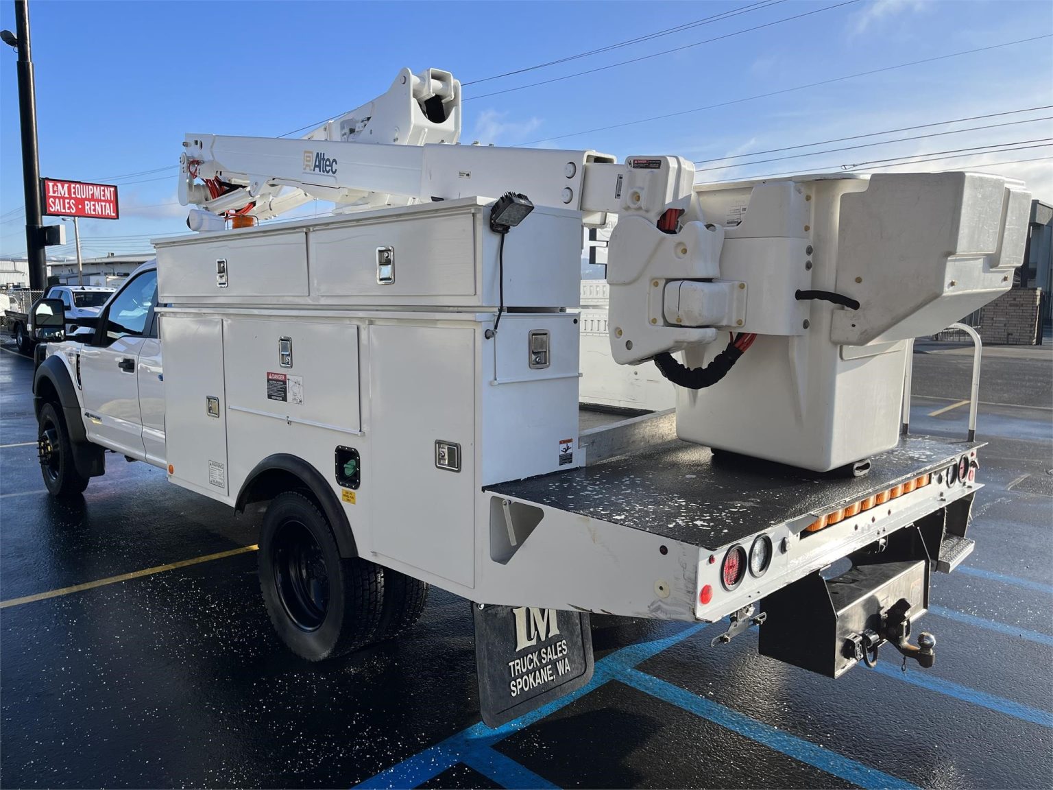 2017 ALTEC AT40G - L&M Truck Sales - Specialized Work Trucks & Cranes ...
