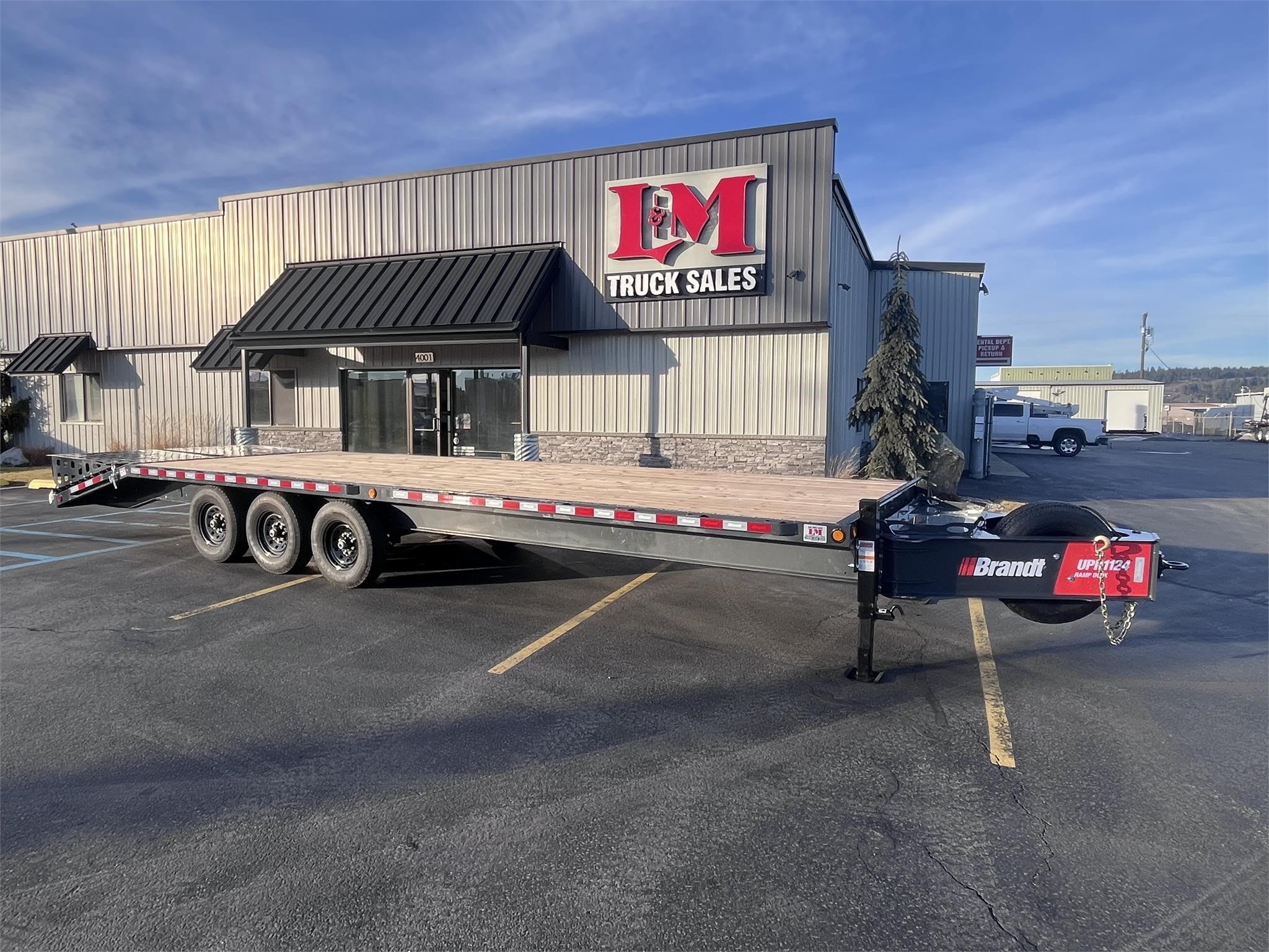 Trailers - L&M Truck Sales - Specialized Work Trucks & Cranes For Sale