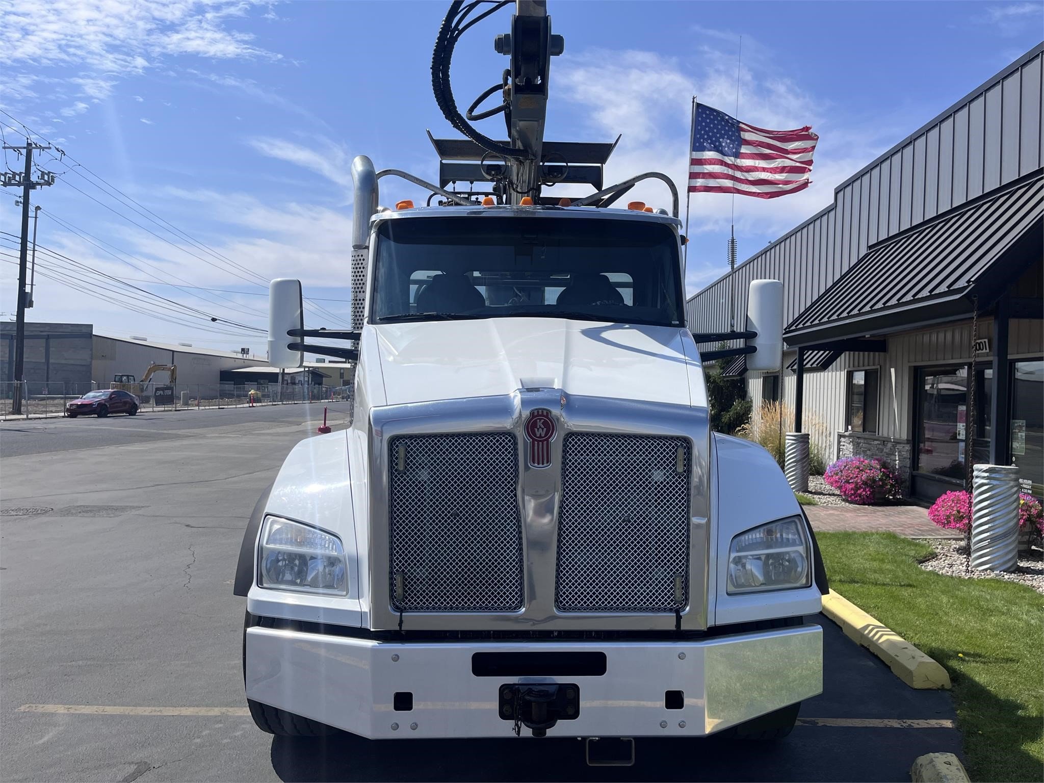 Trucks - L&M Truck Sales - Specialized Work Trucks & Cranes For Sale