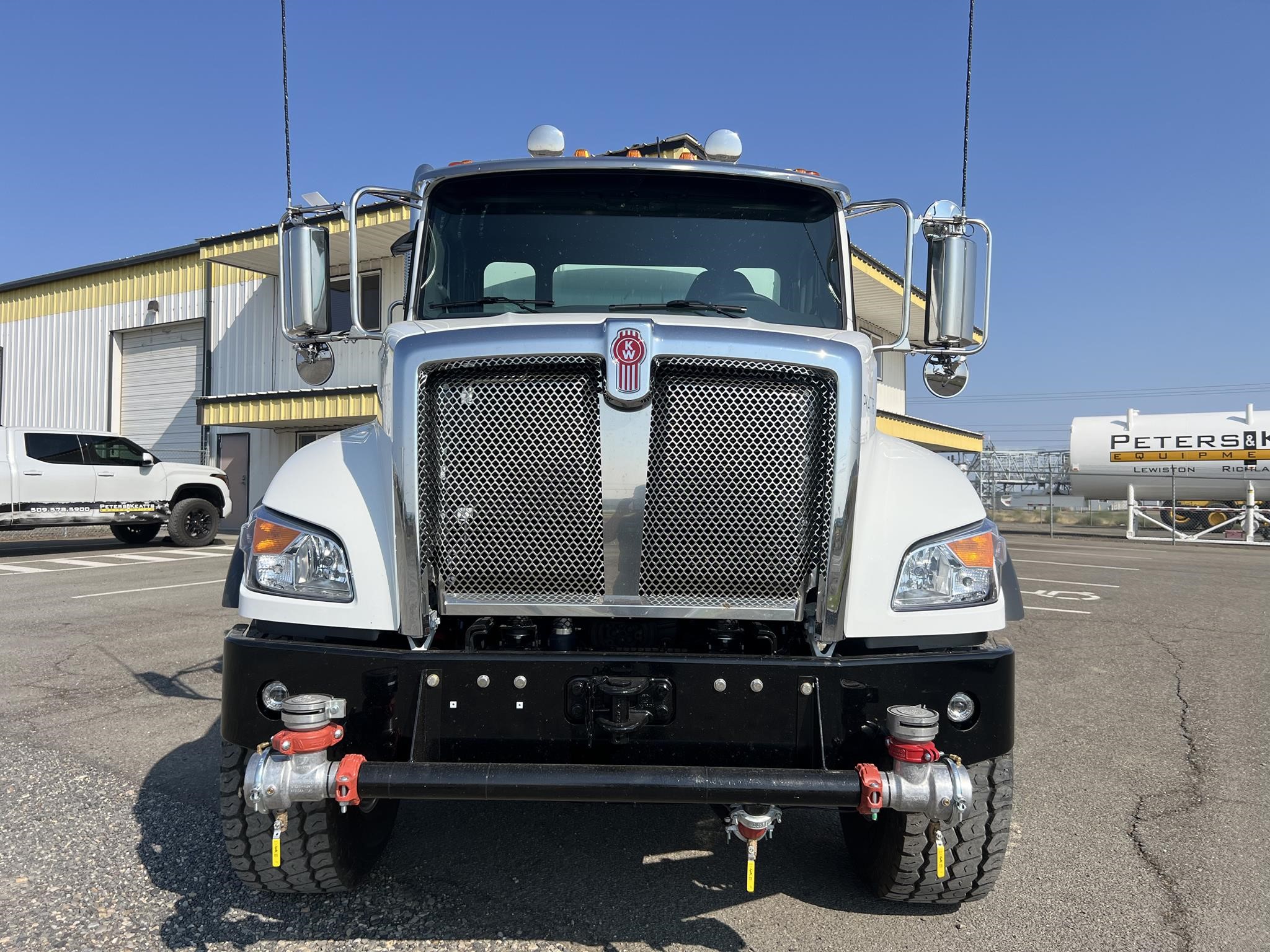 Trucks - L&M Truck Sales - Specialized Work Trucks & Cranes For Sale
